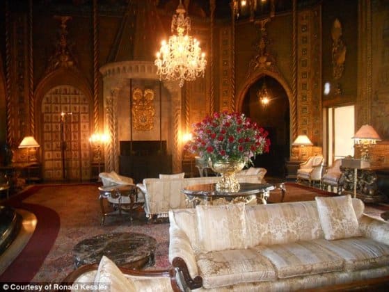 The Winter White House: Donald Trump's Mar-a-Lago Residence & Resort ...